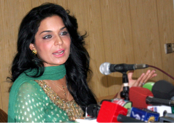 It’s Your ‘Religious’ Duty to Listen What I Speak; Says Meera - Life ...