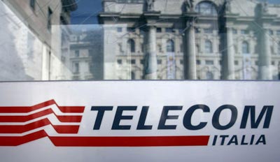 Telecom Italia makes cash offer for Italy's Metroweb - Business ...