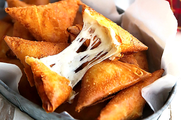 Cheese Lovers Samosas - Business Recorder