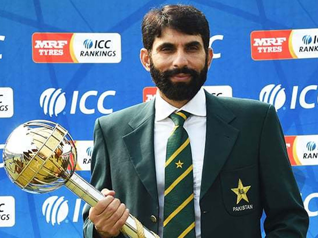 Misbah writes history, wins 'ICC Spirit of the Cricket Award ...