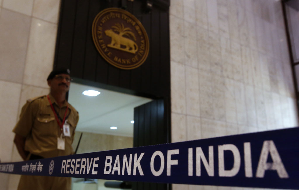 India Central Bank Tightens Cash Deposit Rules Just Days Before