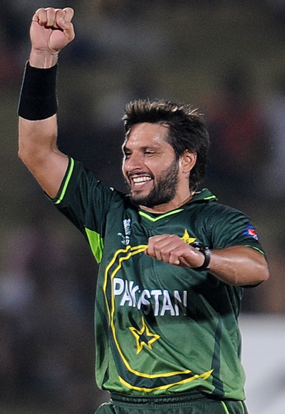 Afridi, Umar help Pakistan defeat hapless Kenya - Business Recorder