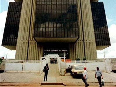 Brazil central bank hikes base rate to 12.25 percent - Business ...