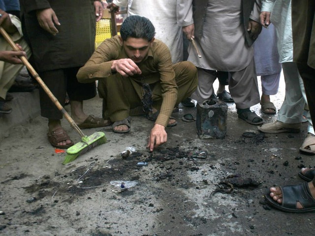 Bomb kills six in Chaman - Business Recorder