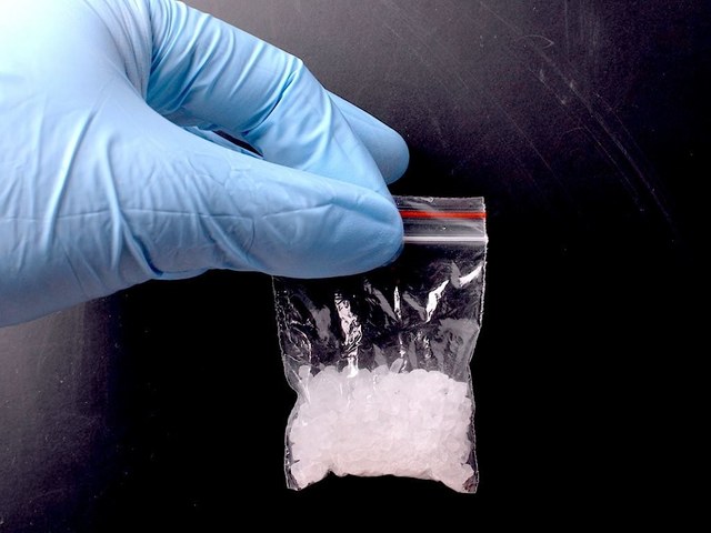 Three held with 40kg of hashish in Punjab - Pakistan - Business Recorder