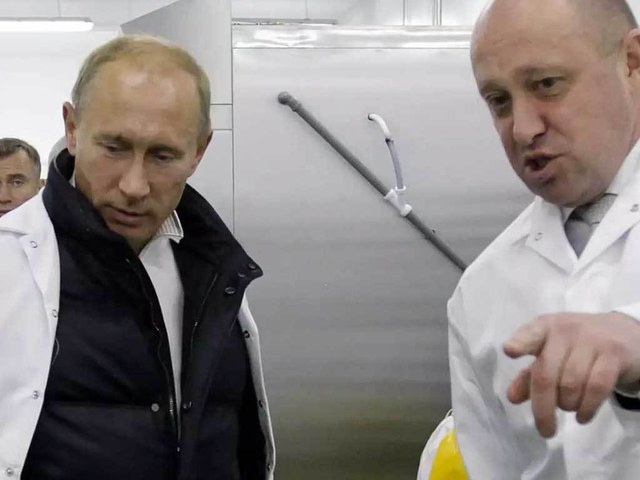 'Putin's chef' demands FBI remove him from wanted list - World ...