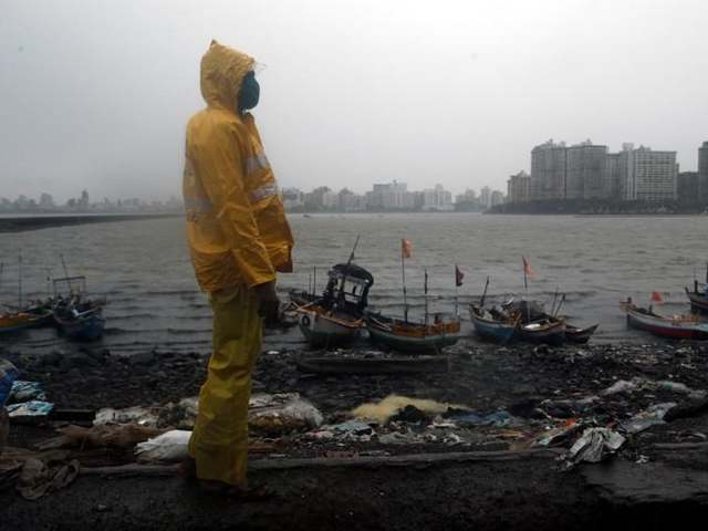 Cyclone Seroja causes ‘widespread damage’ in Australia towns - World ...