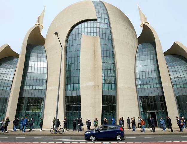 Germany's largest mosque to broadcast call to prayer on Fridays - World ...