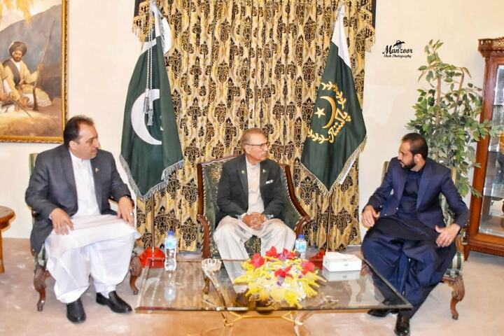 President, Balochistan CM discuss political situation - Pakistan ...