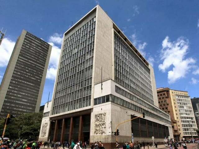 Colombia central bank seen likely to raise rate by 50bp, perhaps more ...