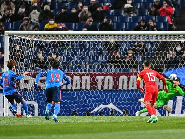 Japan beat toothless China to take step closer to World Cup - Sports ...