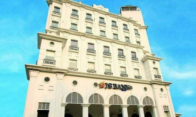 JS Bank intends to acquire 51pc shares, control of BankIslami ...