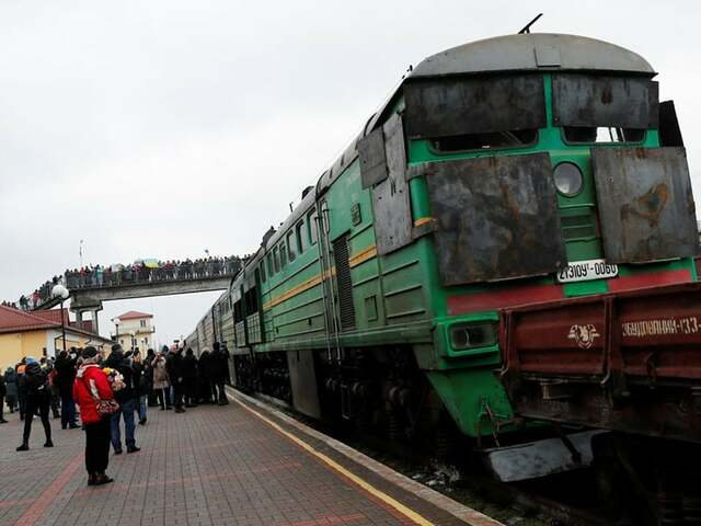 First Ukrainian passenger train rolls into newly freed Kherson - World ...