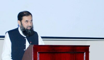 Governor awards degrees to students at convocation - Pakistan - Business Recorder