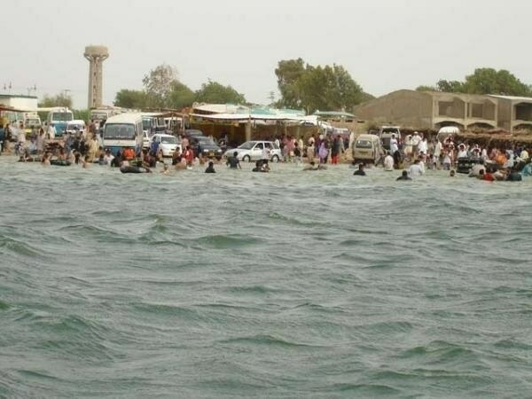 Sindh to build world-class tourist centre at Keenjhar Lake - Pakistan ...