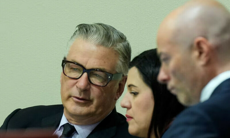 Alec Baldwin manslaughter case dropped by New Mexico prosecutor - Life & Style - Business Recorder