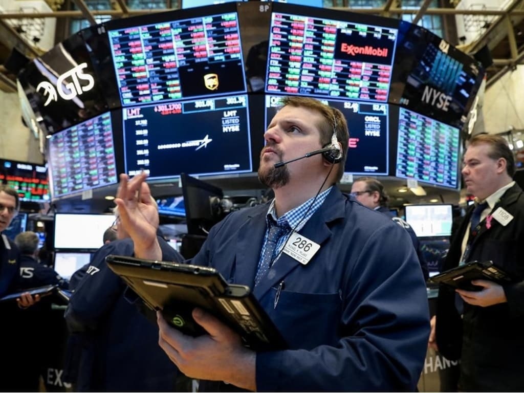 US stocks open higher, extending November rally - Markets - Business ...