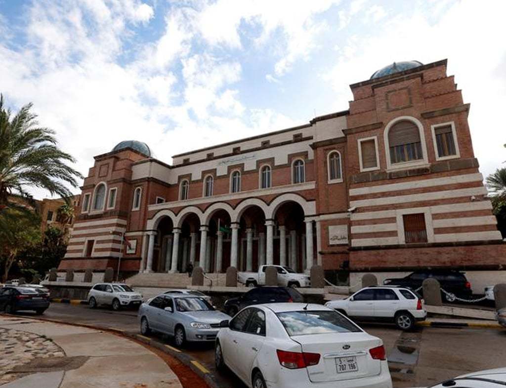 Libyans start using new exchange rate - Business & Finance - Business ...