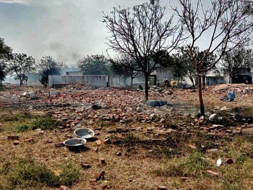 19 killed in firecracker factory blast in India - World - Business Recorder