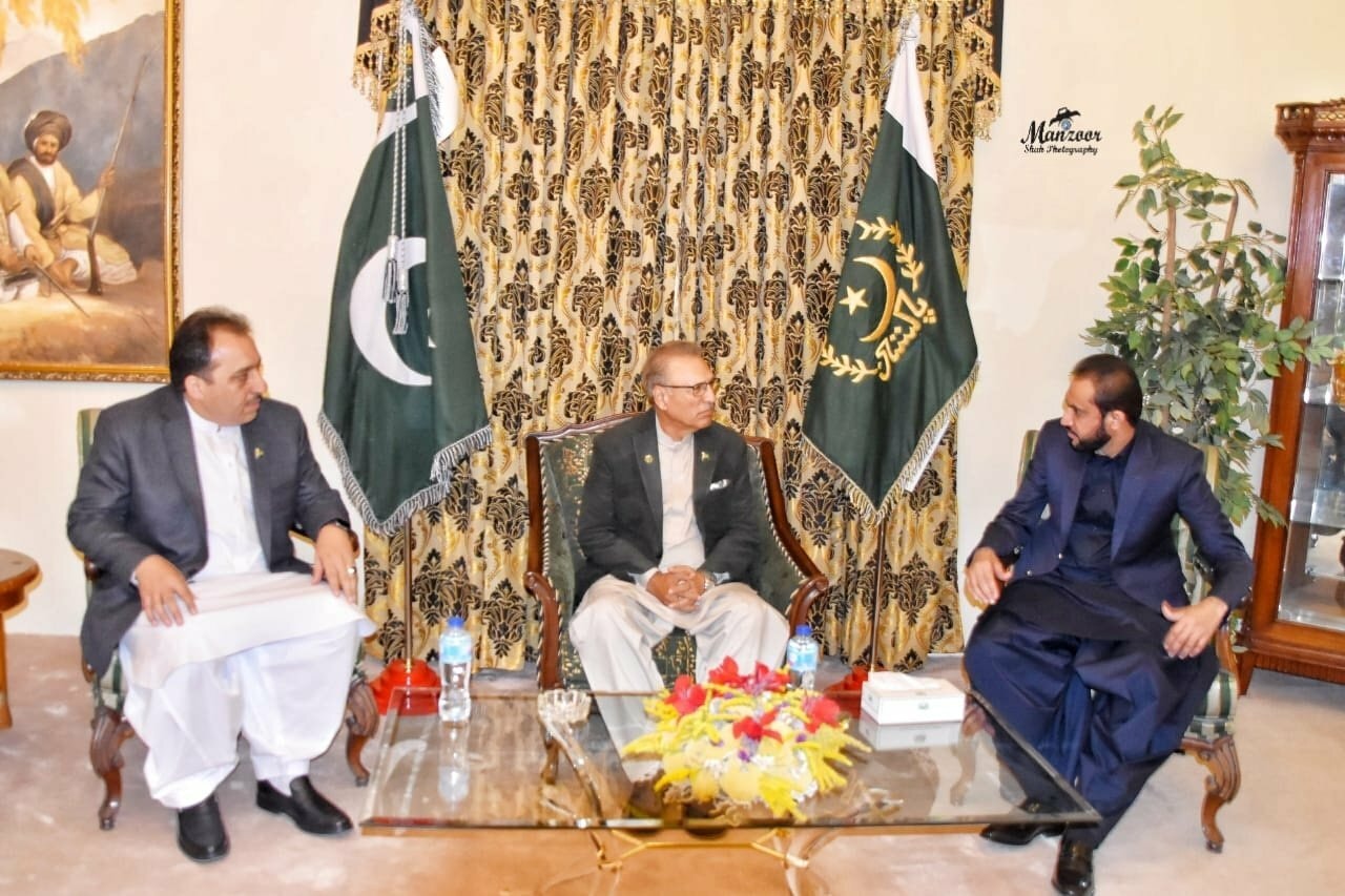 President, Balochistan CM discuss political situation - Pakistan ...
