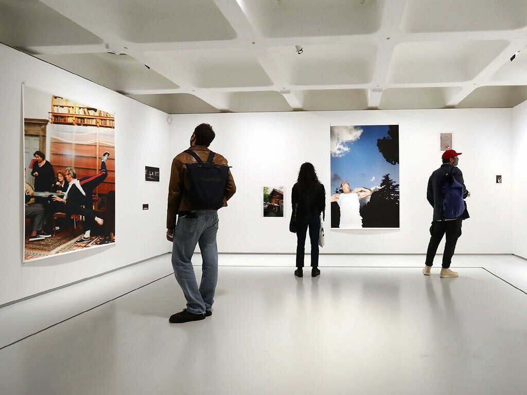 Art sales hit all-time high in 2021 - Life & Style - Business Recorder
