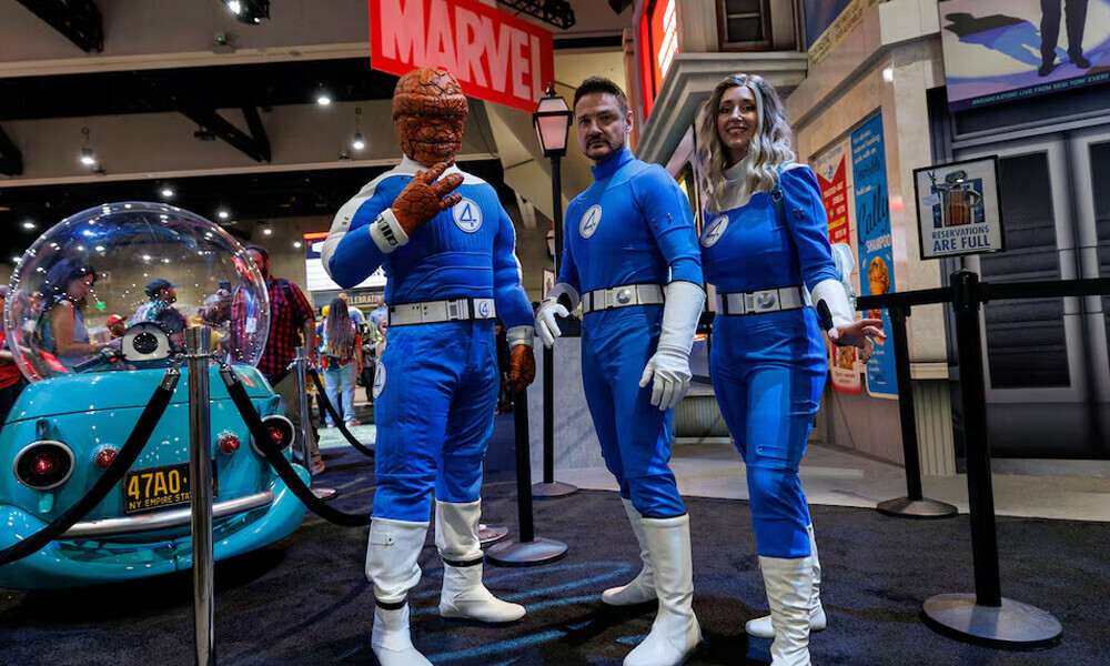 Fans dive into San Diego Comic-Con despite drop in celebrity panels ...
