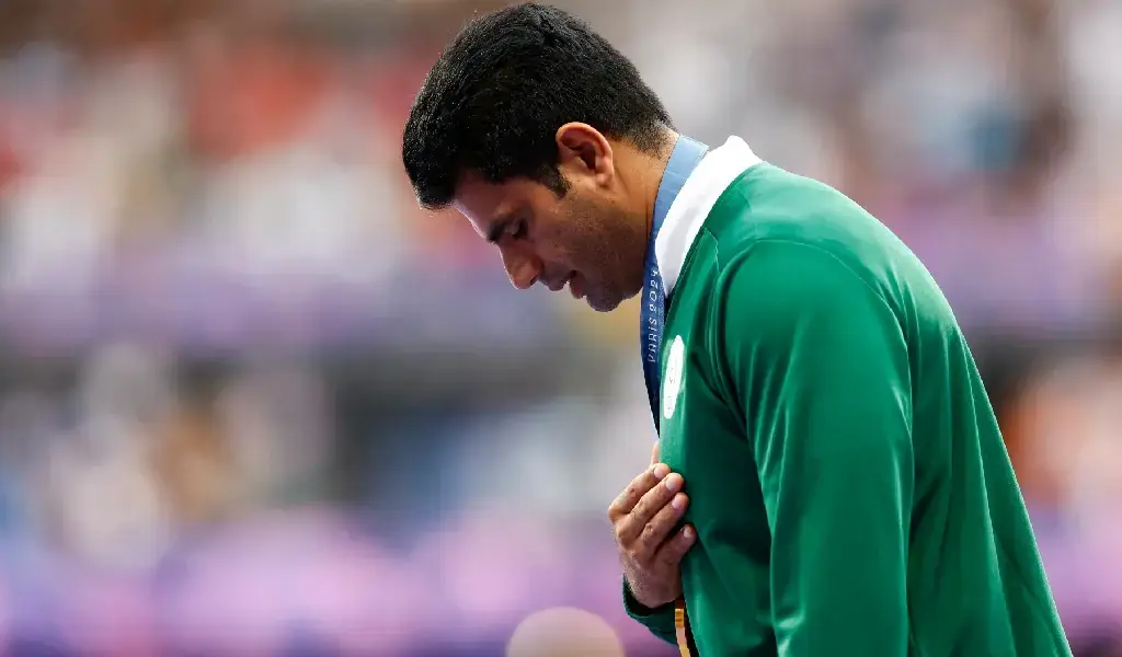 Arshad Nadeem wins Global Breakthrough Athlete award in UAE - Sports ...