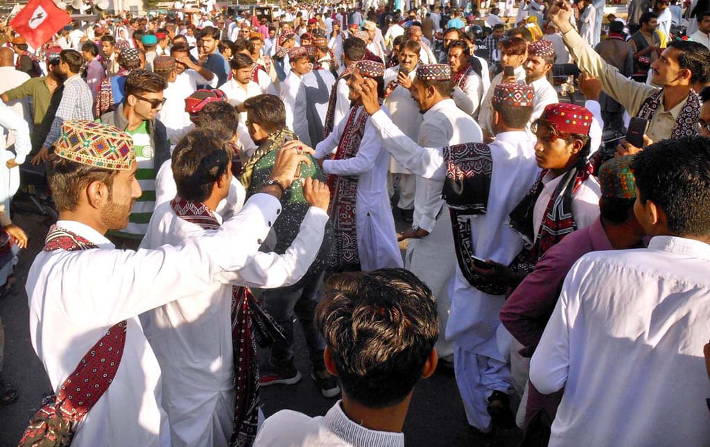 Sindh Culture Day: Governor, CM, others felicitate people - Pakistan ...