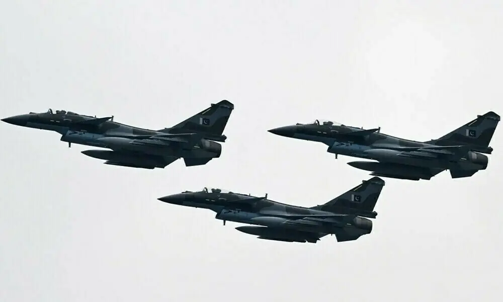 PAF conducts flight test of indigenous Taimoor weapon system - Pakistan ...