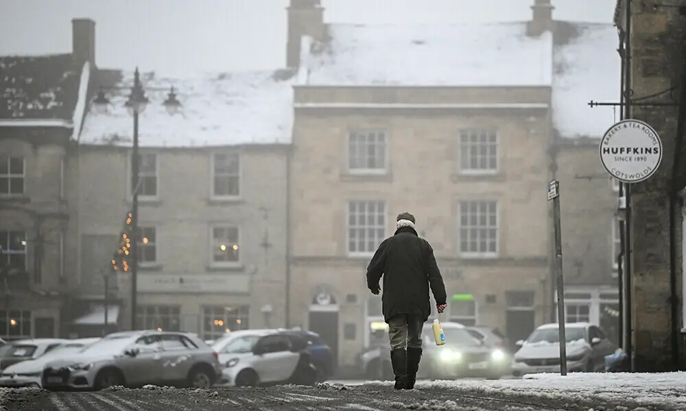 Six dead as cold snap grips Europe - World - Business Recorder