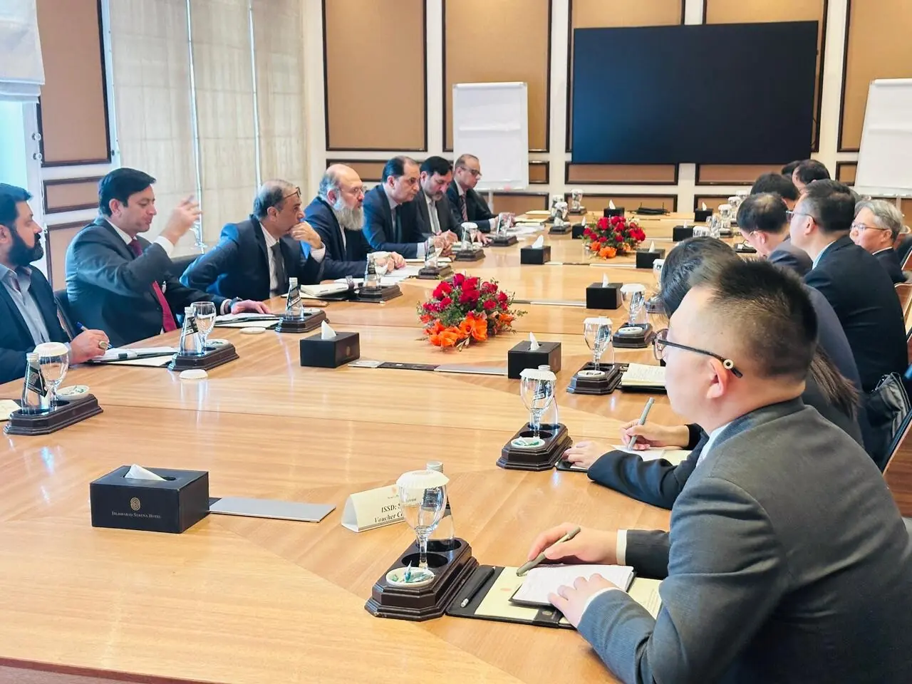 Pakistan, China seek to enhance bilateral agricultural trade - Business ...