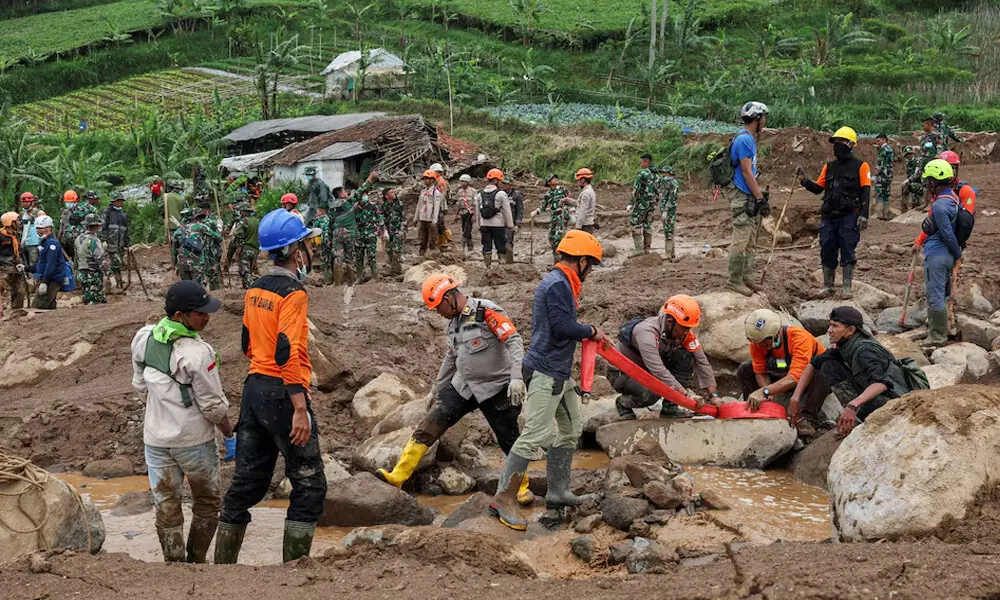 Twenty-three soldiers died in Indonesia’s West Java landslides ...
