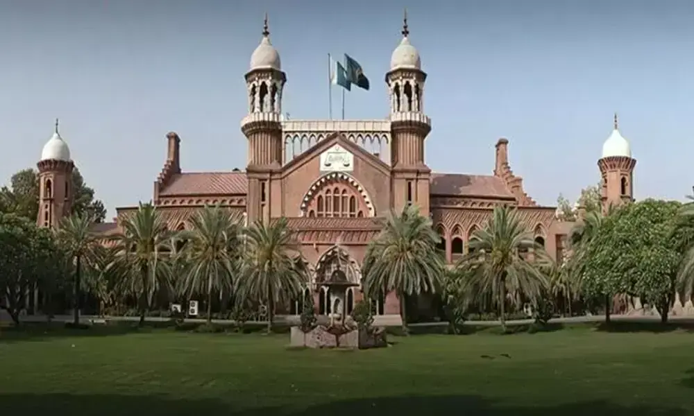 11 permanent LHC judges take oath - Business Recorder