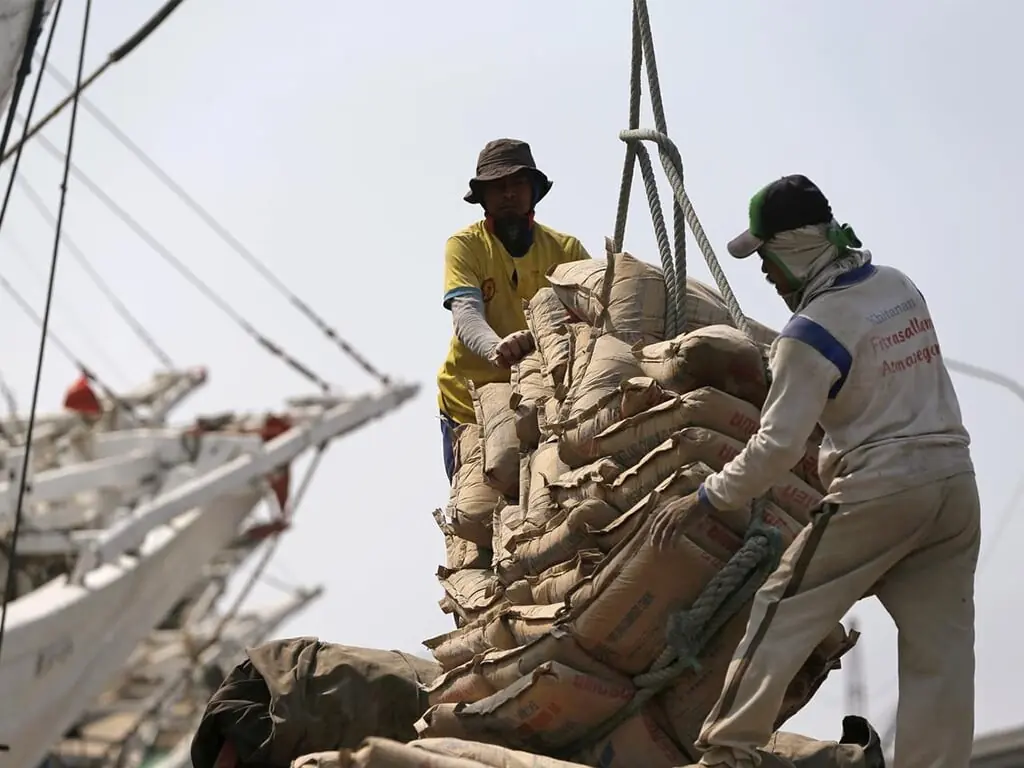 Dewan Cement announces chairman, CEO - Business & Finance - Business ...