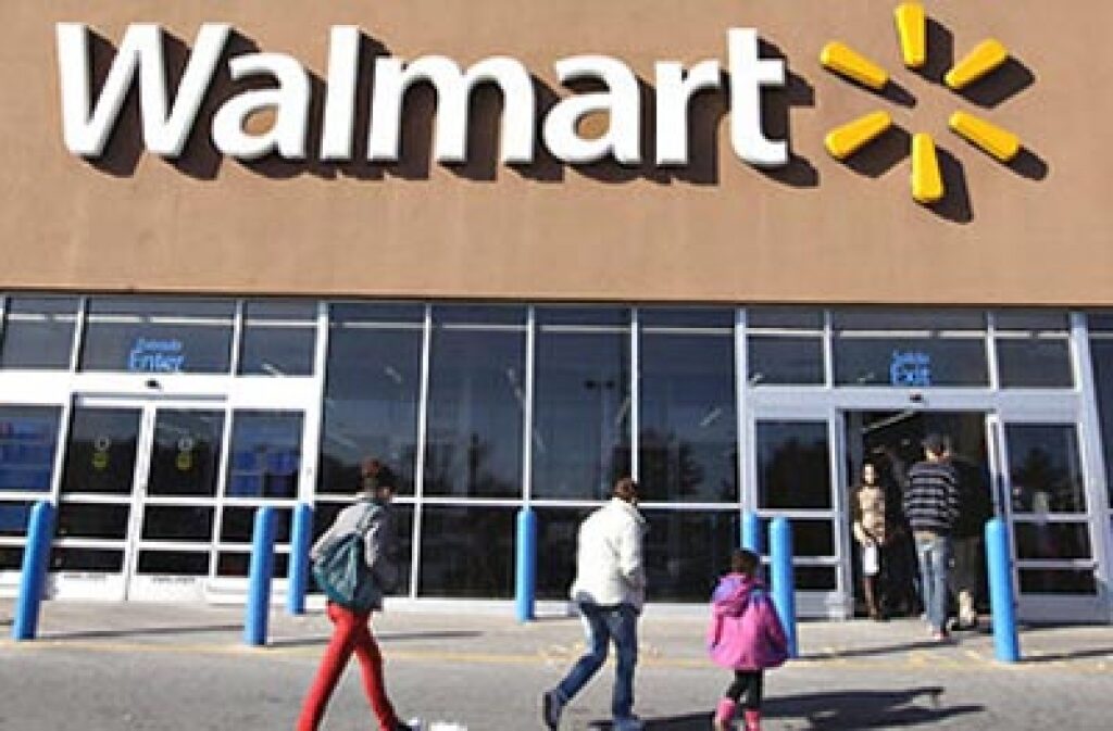 Wal-Mart sees gains in e-commerce, lifting shares - World - Business ...