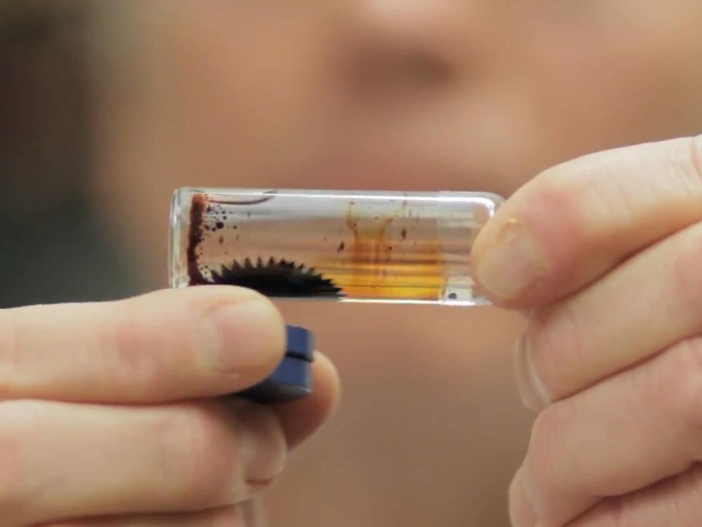 Remove oil from water via nanoparticles and magnet - Technology ...