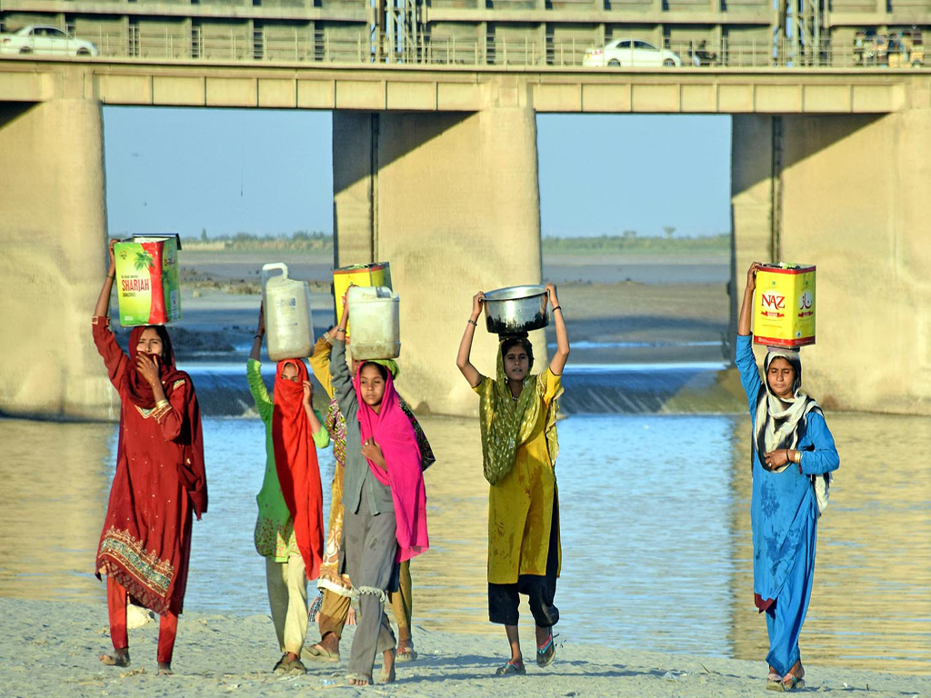 PHED provides drinking water to 16.5mn: Sindh CM - Business & Finance ...