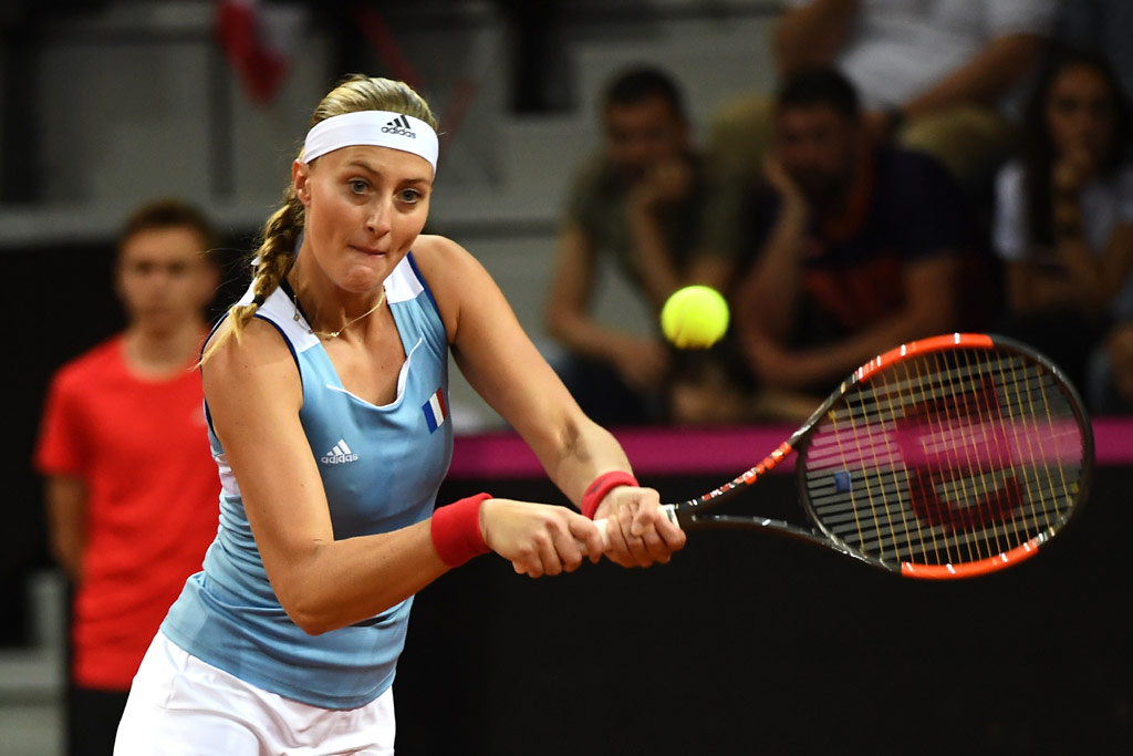 Mladenovic ends Coco's 13-match Fed Cup run, Czechs dominate in Germany ...