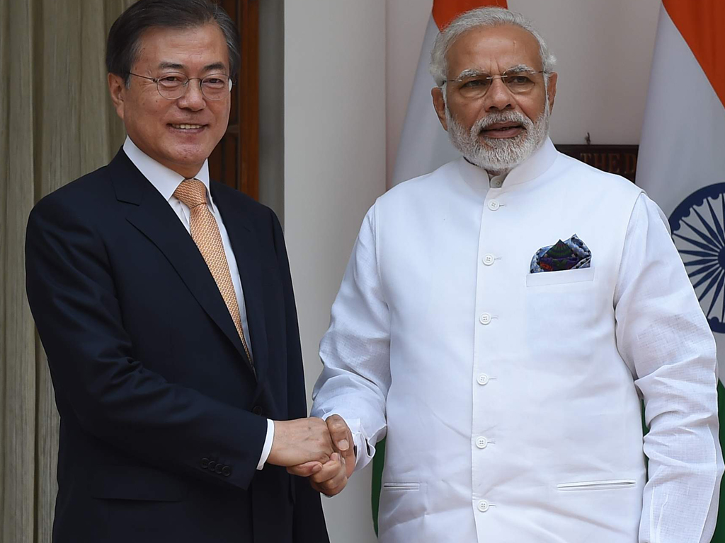Moon, Modi to hold bilateral summit after series of friendly events ...