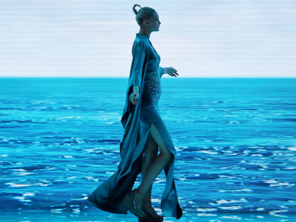 Catwalk on the ocean - Business Recorder