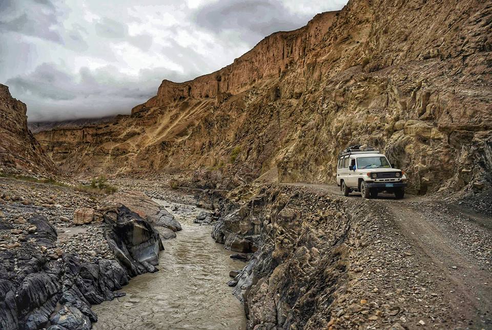 Daring death on the remote roads of Pakistan's north - Business ...