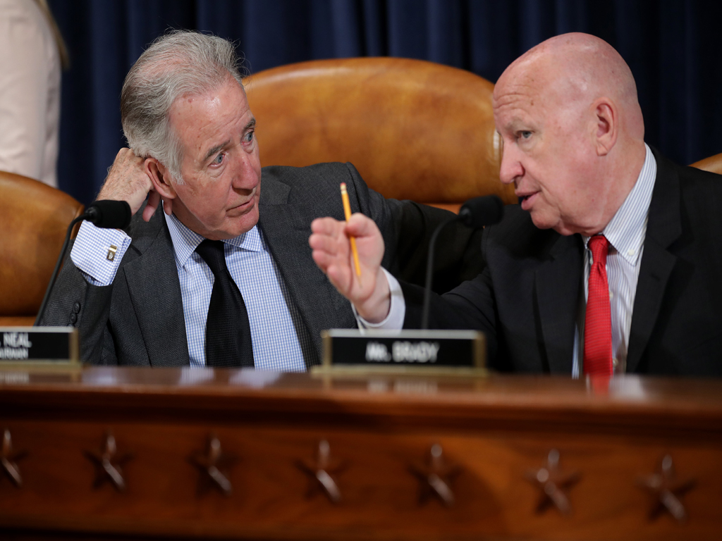 US House panel chairman prefers court fight to contempt charge over ...