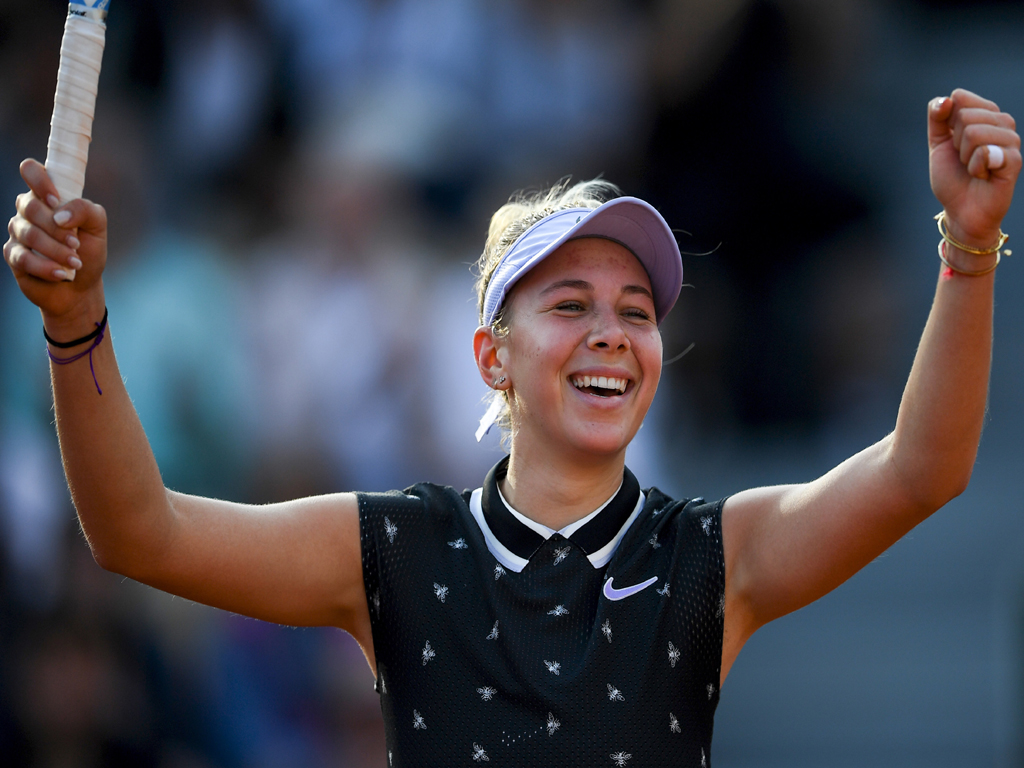 Anisimova, 17, into first Slam quarter-final, strikes blow for new ...