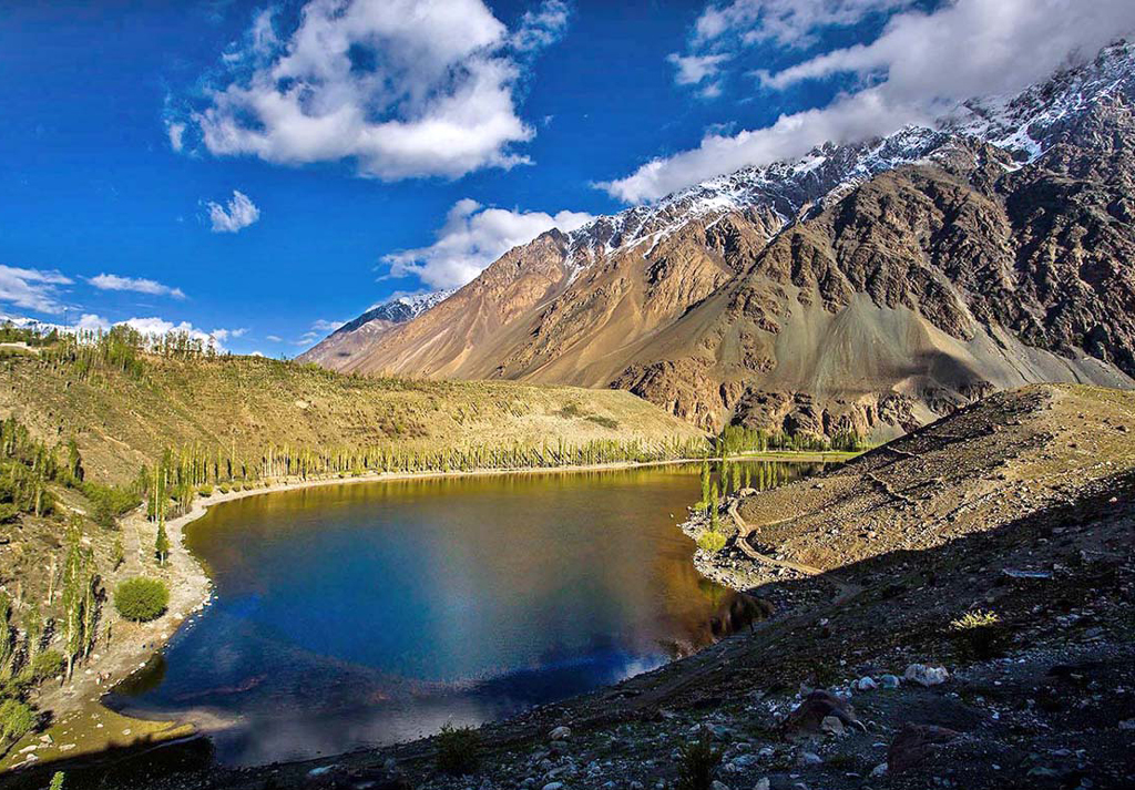 Phander Lake - Business Recorder